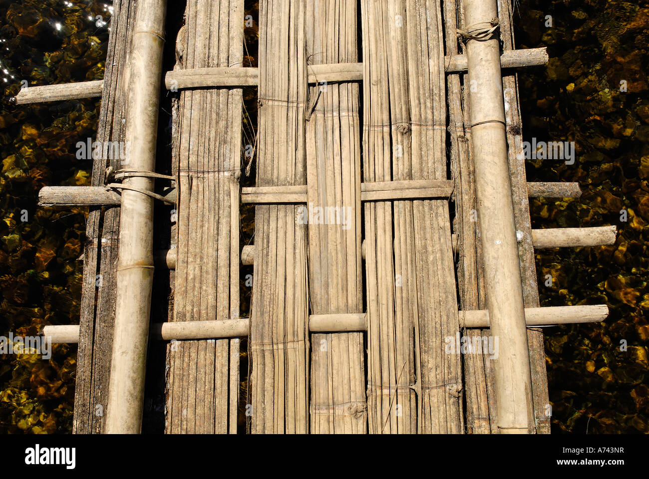 Simple bamboo bridge hi-res stock photography and images - Alamy