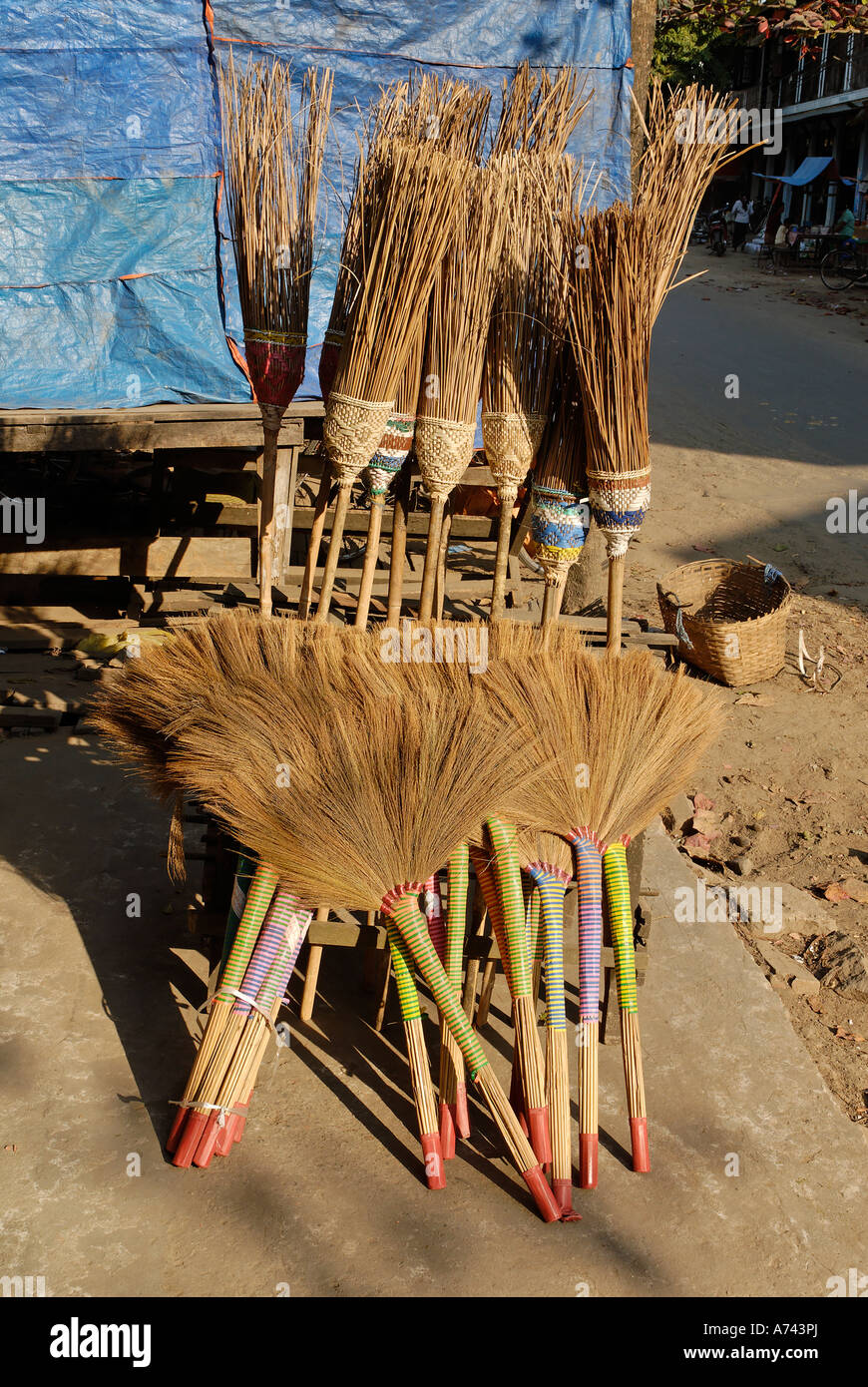 Bhamo myanmar hi-res stock photography and images - Alamy