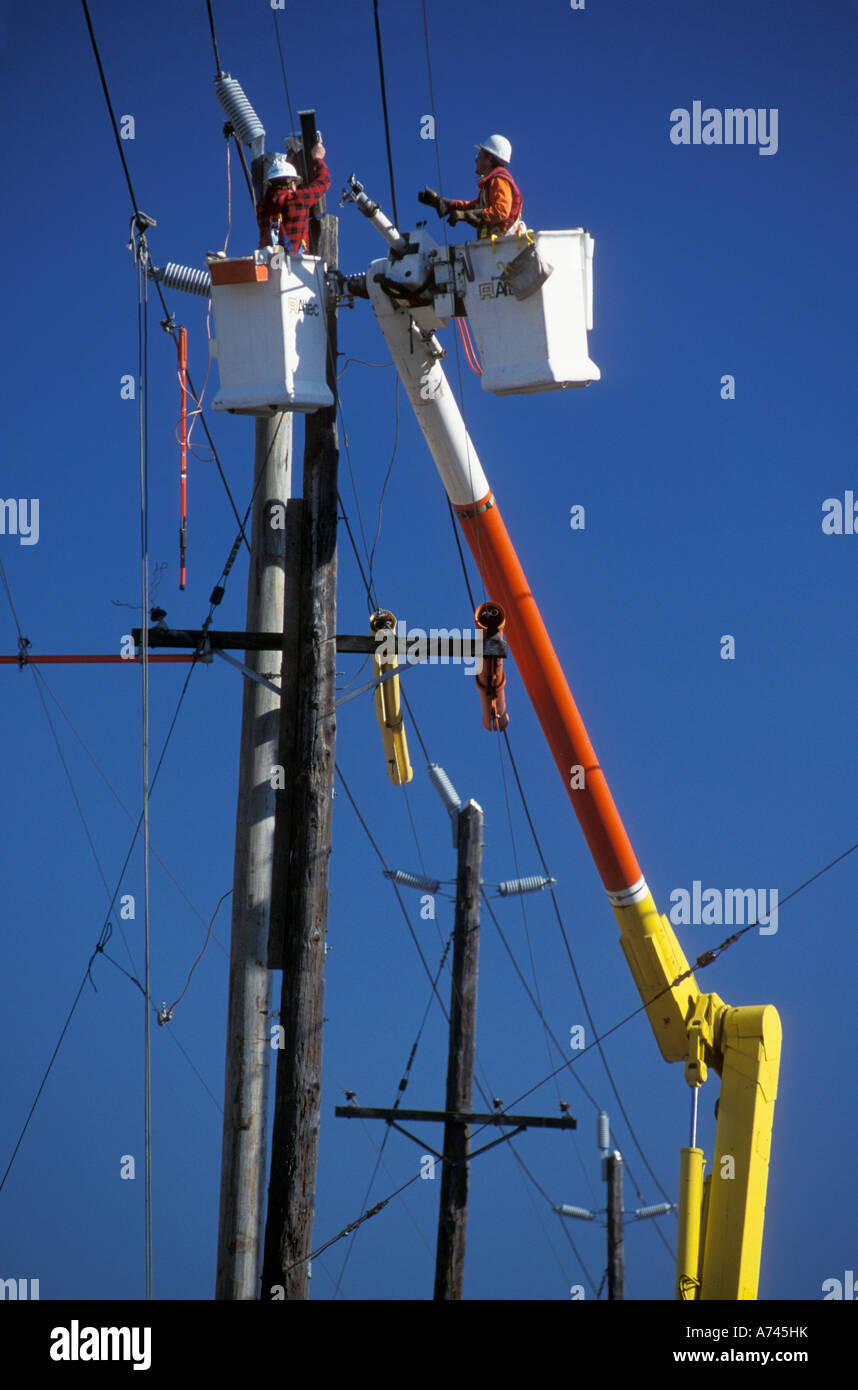 Hydro Lineman Stock Photos & Hydro Lineman Stock Images - Alamy