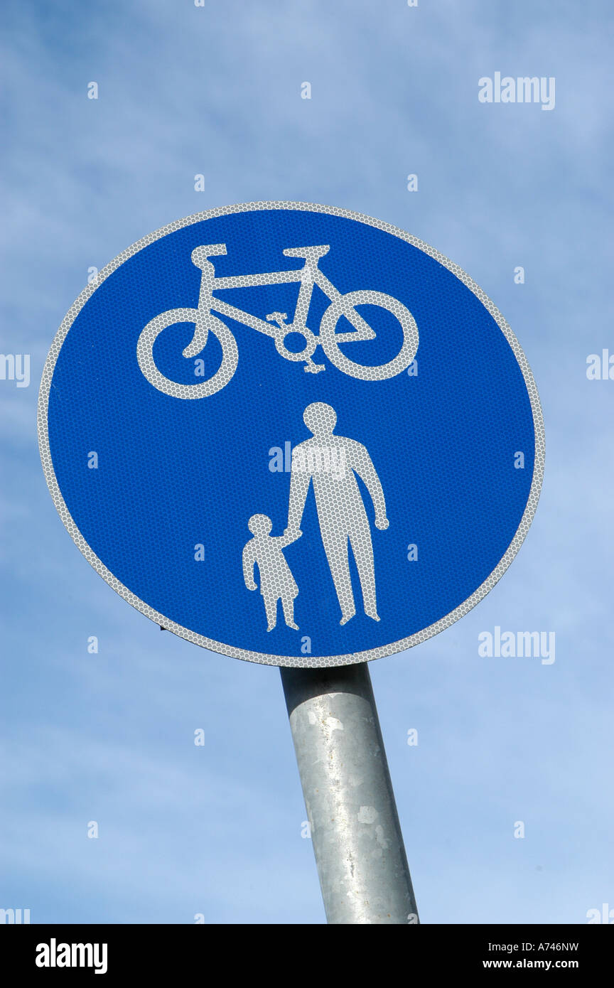 Cycle and pedestrian route sign in the uk Stock Photo - Alamy