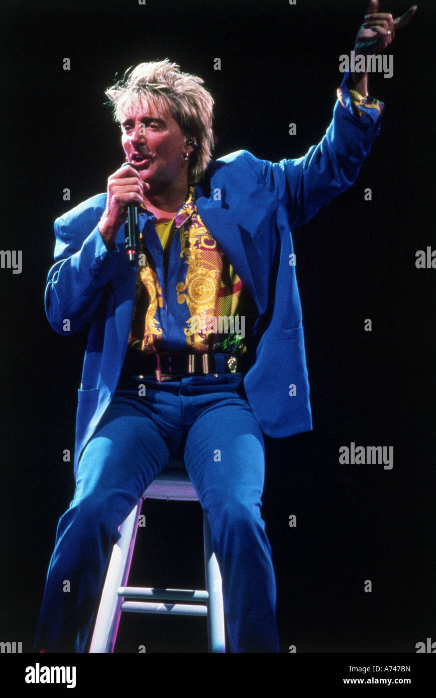 ROD STEWART UK rock singer Stock Photo - Alamy