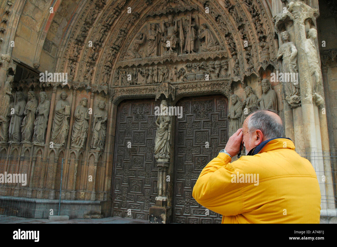 Gothic portico Cathedral LEON Castile and Leon Spain Stock Photo - Alamy