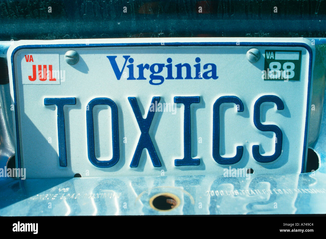Virginia state license plate hi-res stock photography and images - Alamy