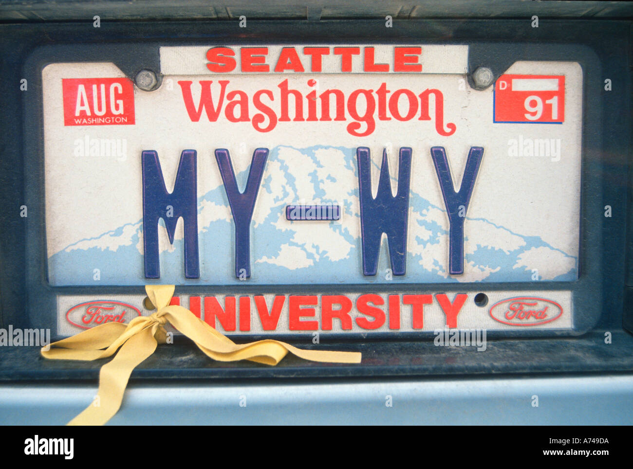 License plate hi-res stock photography and images - Alamy