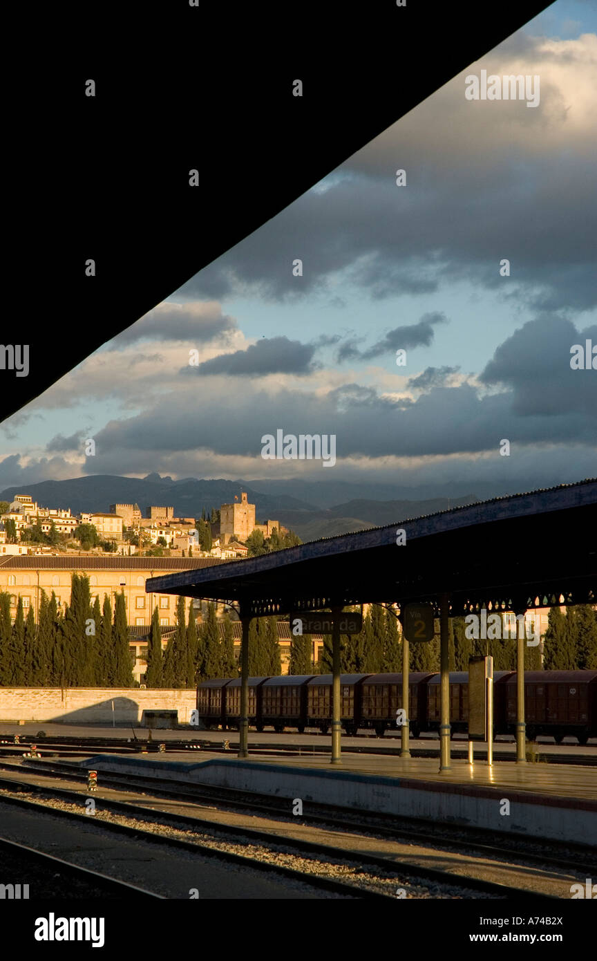 Granada railway station hi-res stock photography and images - Alamy
