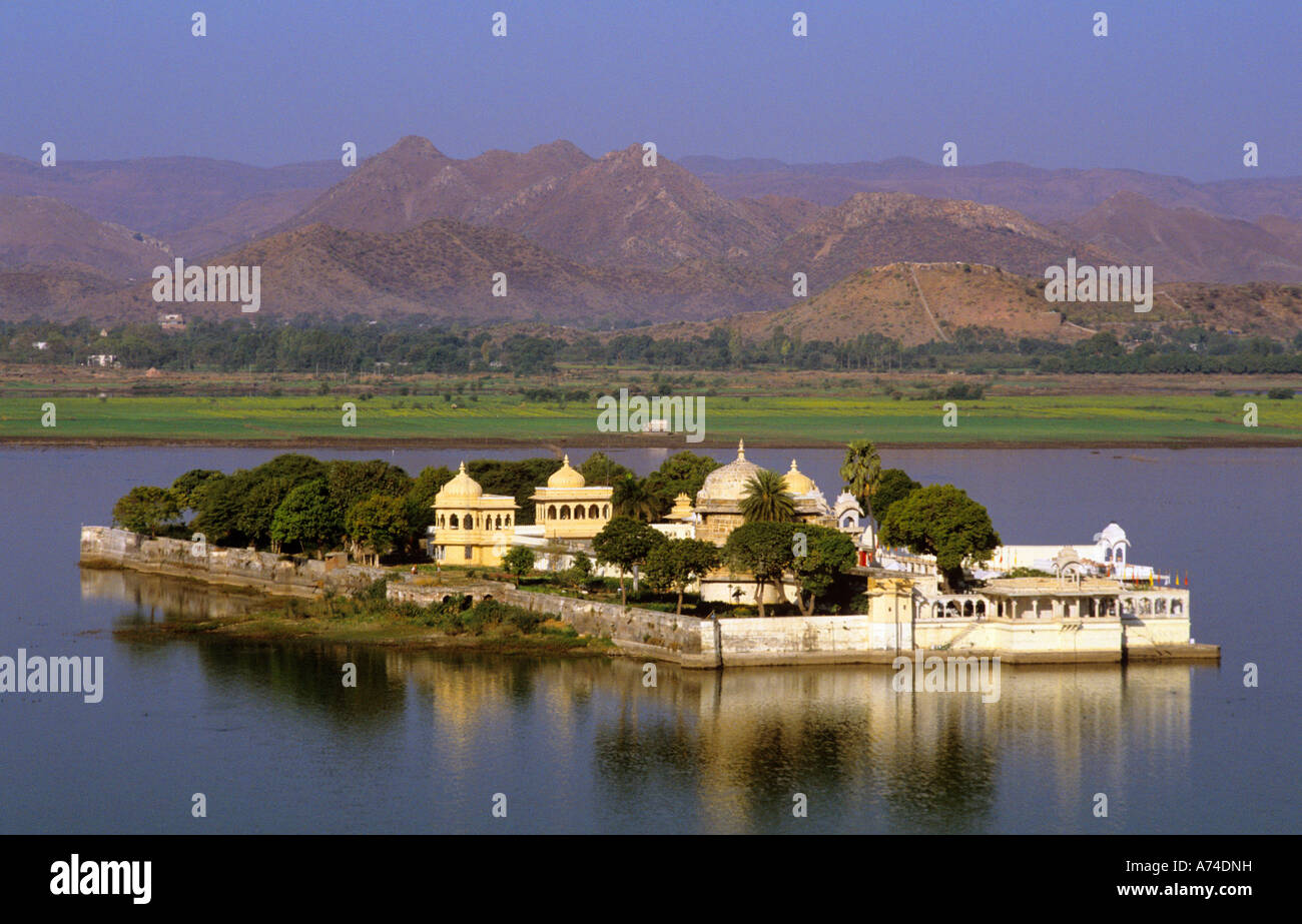 Jagmandir Island Udaipur Rajasthan India Stock Photo - Alamy