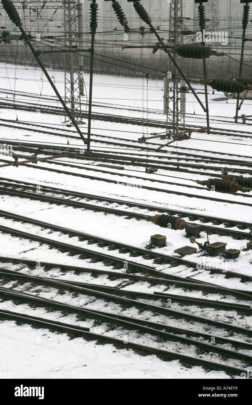 Break lines in snow hi-res stock photography and images - Alamy