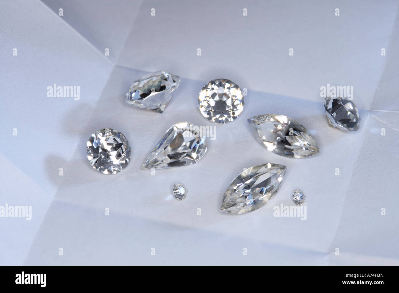 Cut diamonds in assorted shapes hi-res stock photography and images - Alamy