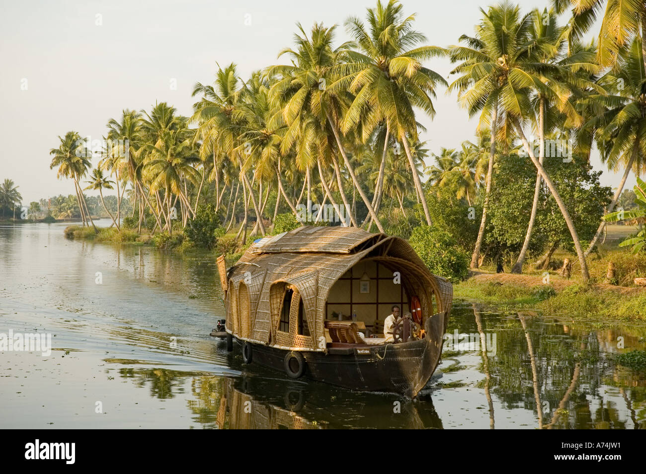 Backwaters kerala hi-res stock photography and images - Alamy