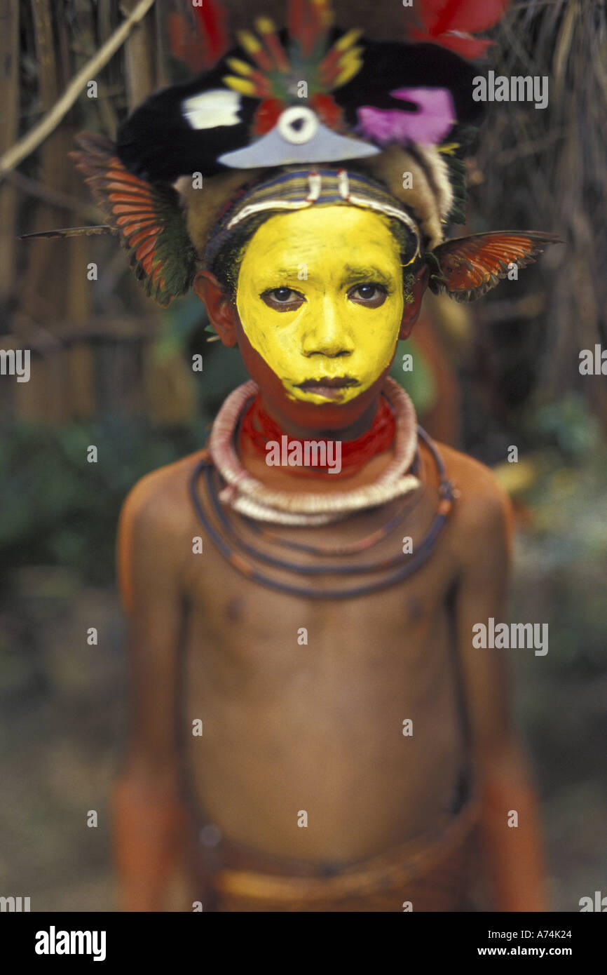 Papua new guinea tari valley hi-res stock photography and images - Alamy