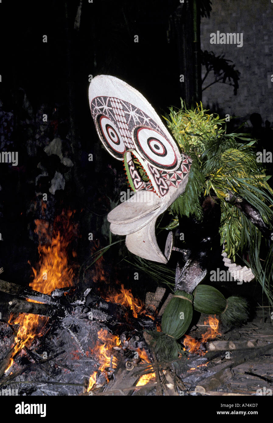 South Pacific, Papua New Guinea, Baining fire dancer Stock Photo - Alamy