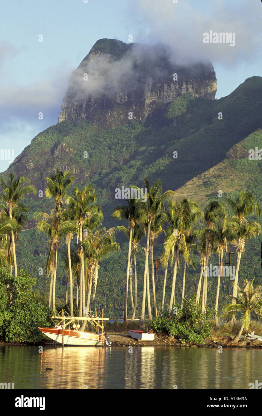 Bora Bora, French Polynesia Waterfront scene and mountains Stock Photo ...