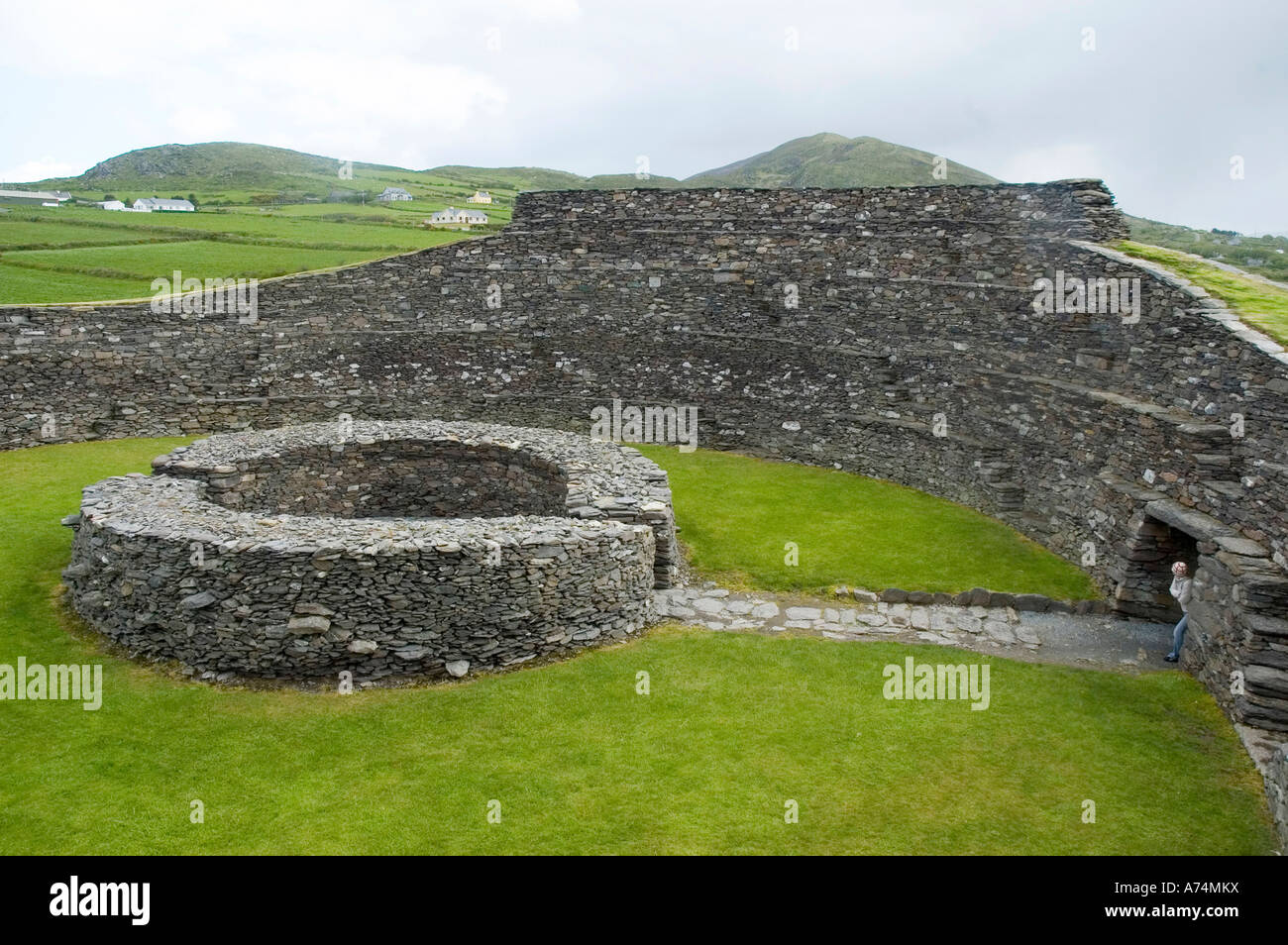 IRELAND County Kerry Cahersiveen Cahergeal fortress Stock Photo - Alamy