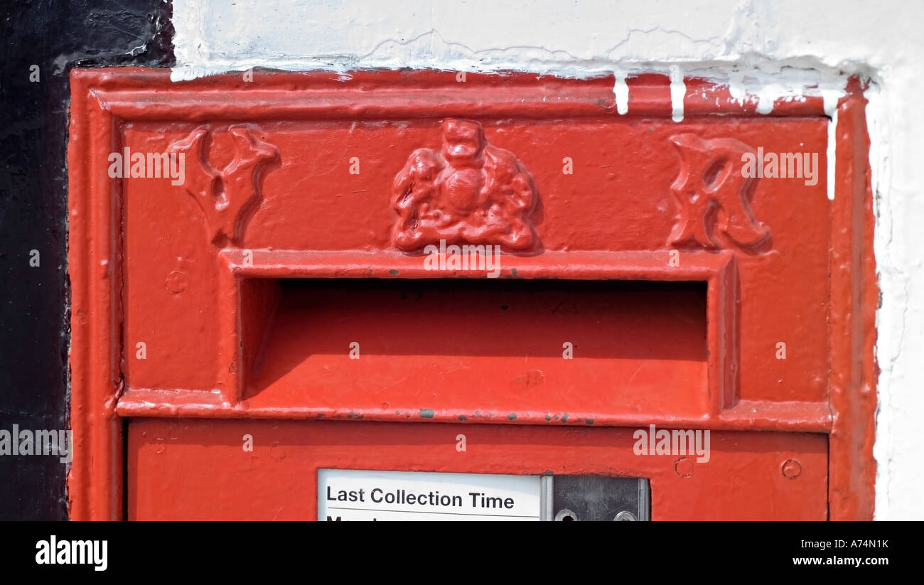 Royal cipher hi-res stock photography and images - Alamy