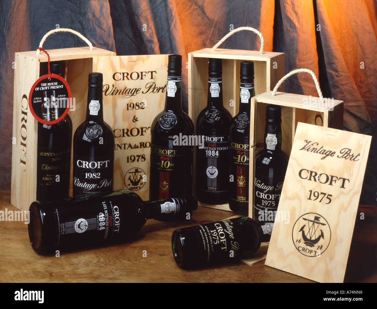 Port Bottles in wooden presentation boxes Stock Photo - Alamy