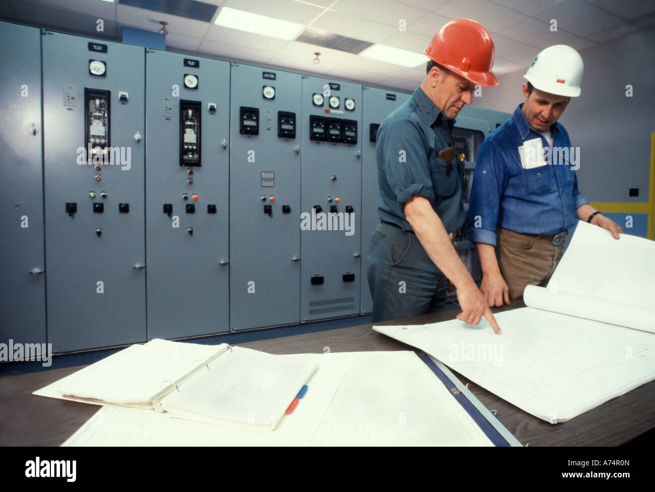 Petroleum operators hi-res stock photography and images - Alamy