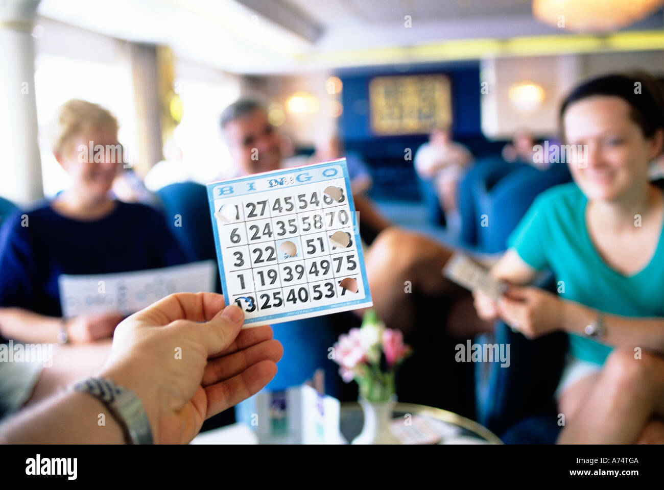 Bingo players hi-res stock photography and images - Alamy