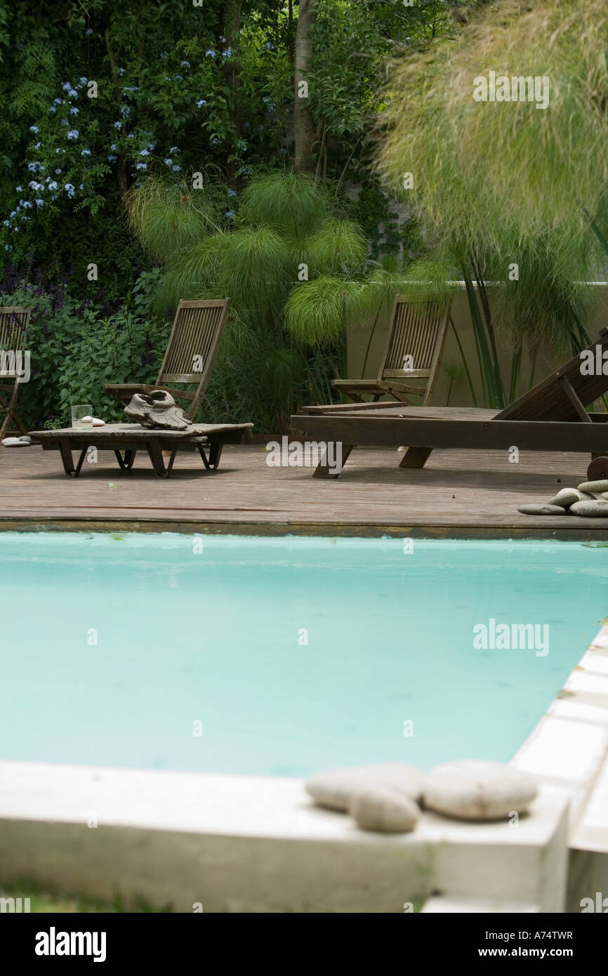 Empty backyard pool Stock Photo - Alamy