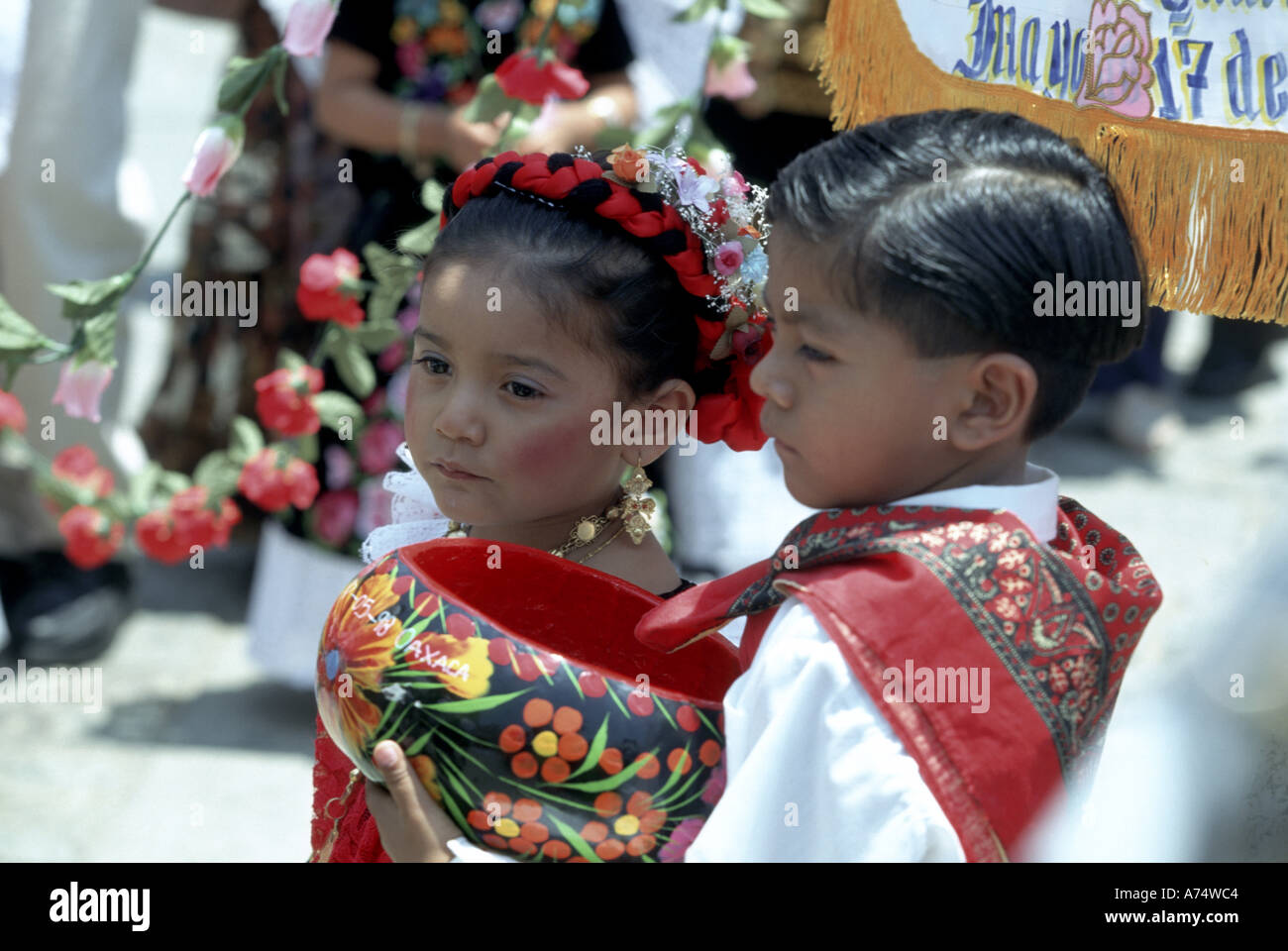 Boy and girl mexican traditional dress hi-res stock photography and ...