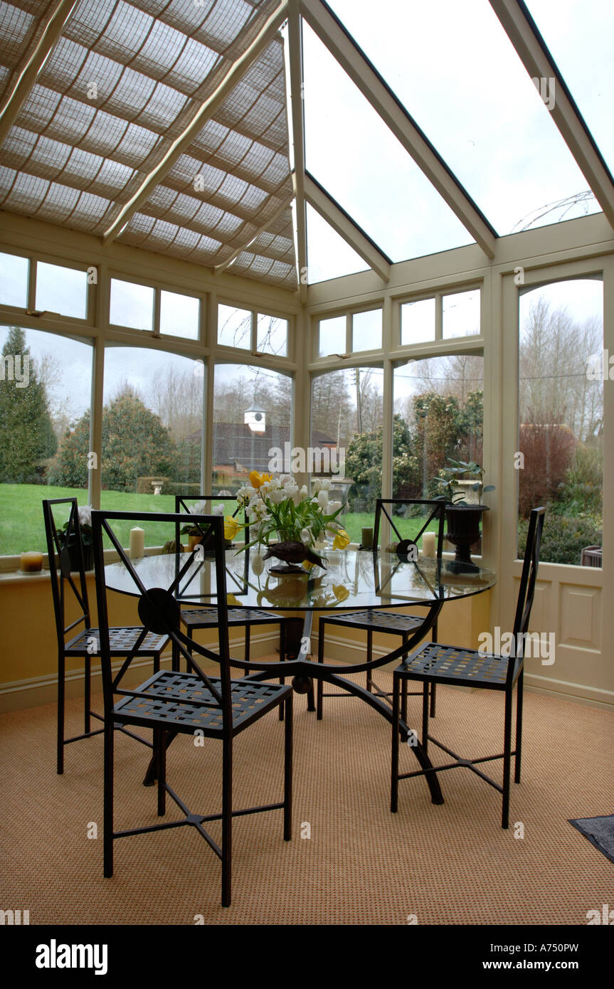 Conservatory garden hi-res stock photography and images - Alamy