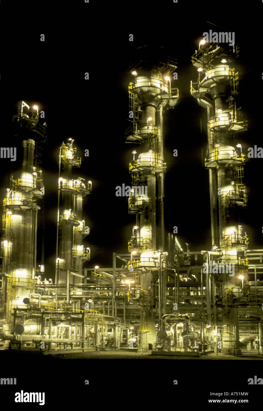 Oil refinery in regina hi-res stock photography and images - Alamy