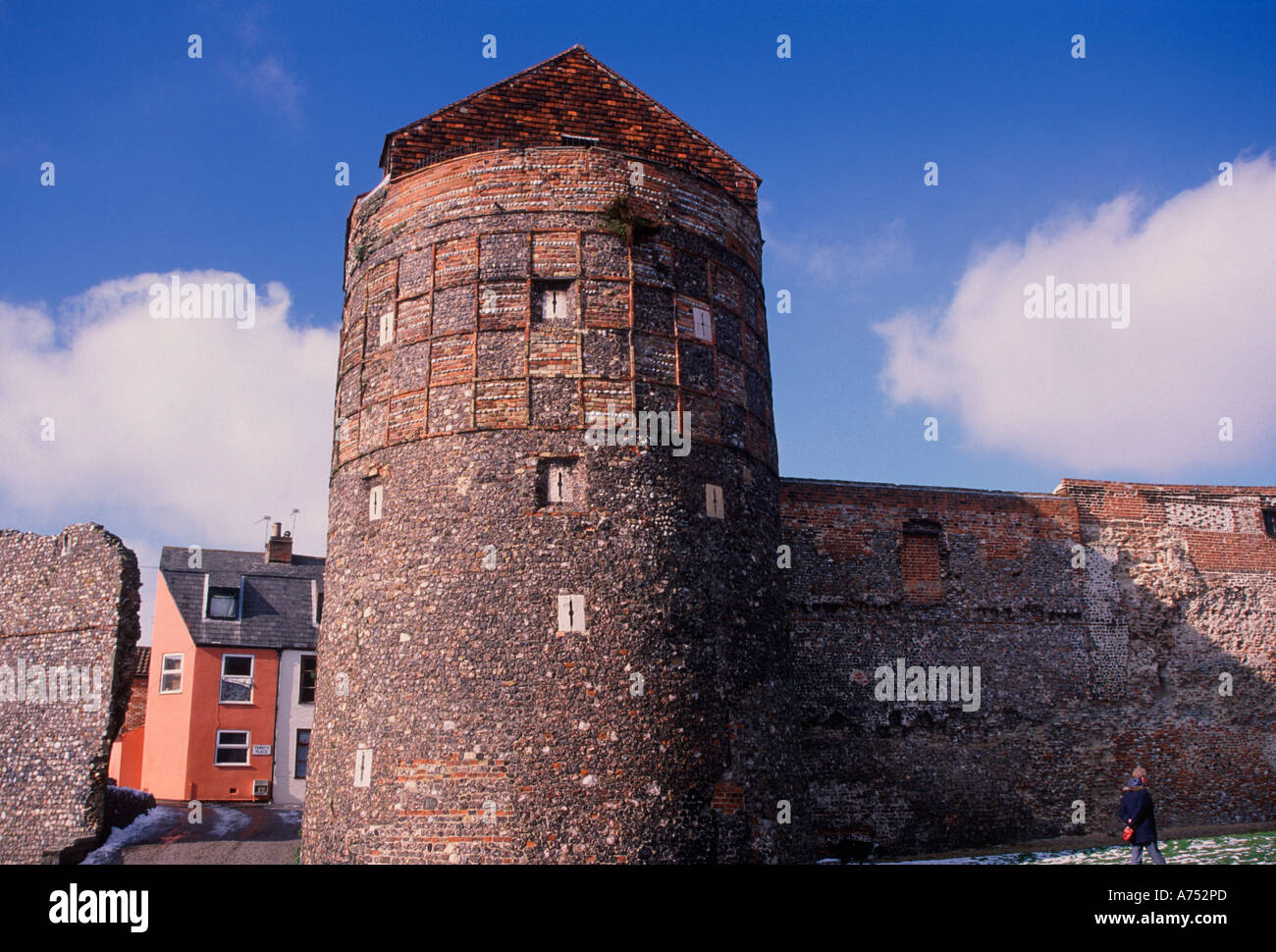 Norfolk Medieval Wall High Resolution Stock Photography and Images - Alamy