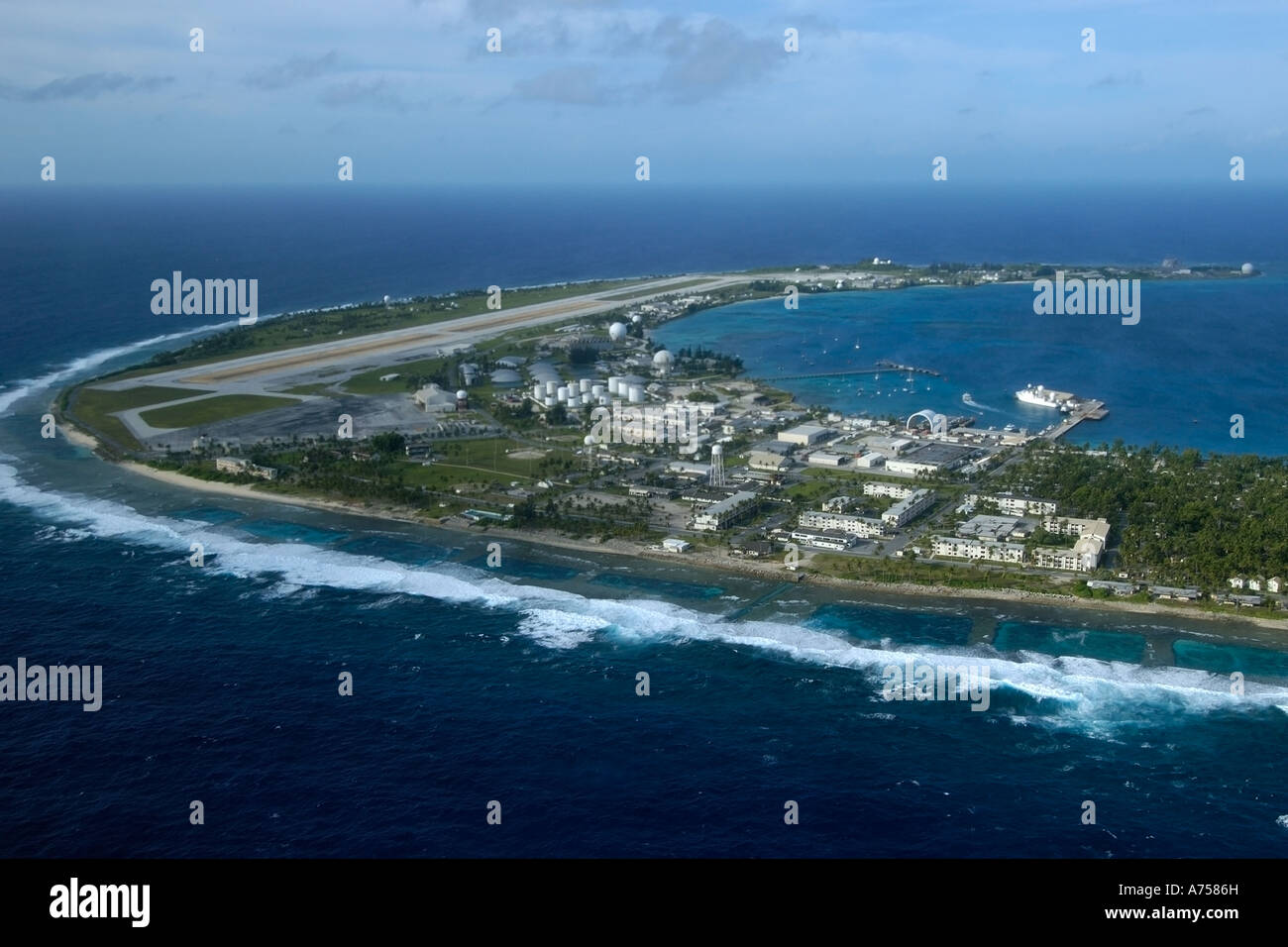 Marshall islands military base hi-res stock photography and images - Alamy