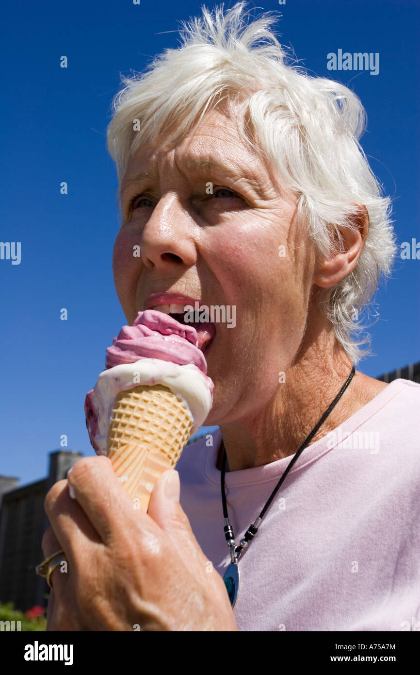Cornet hair hi-res stock photography and images - Alamy