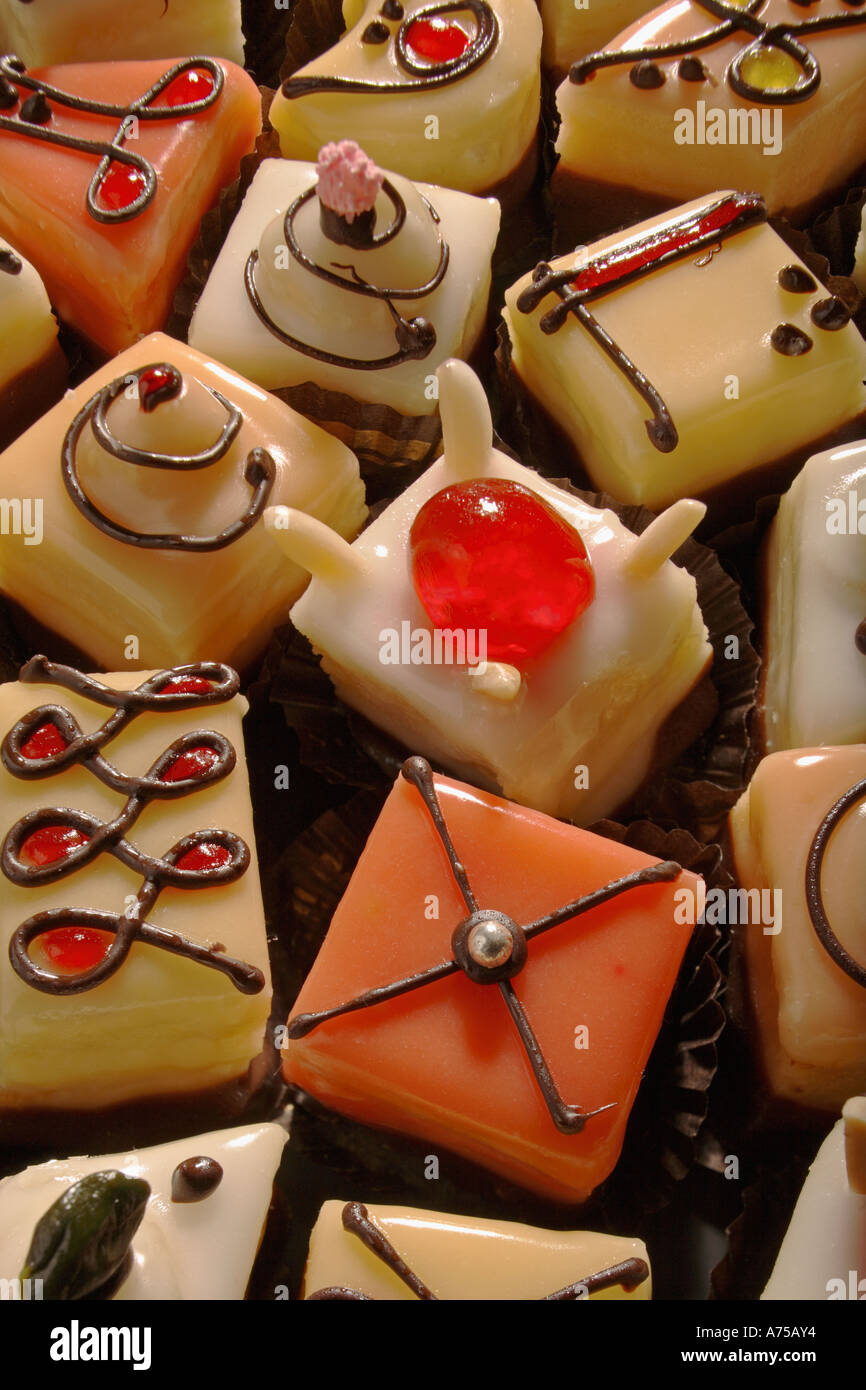 Petits fours sweets hi-res stock photography and images - Alamy