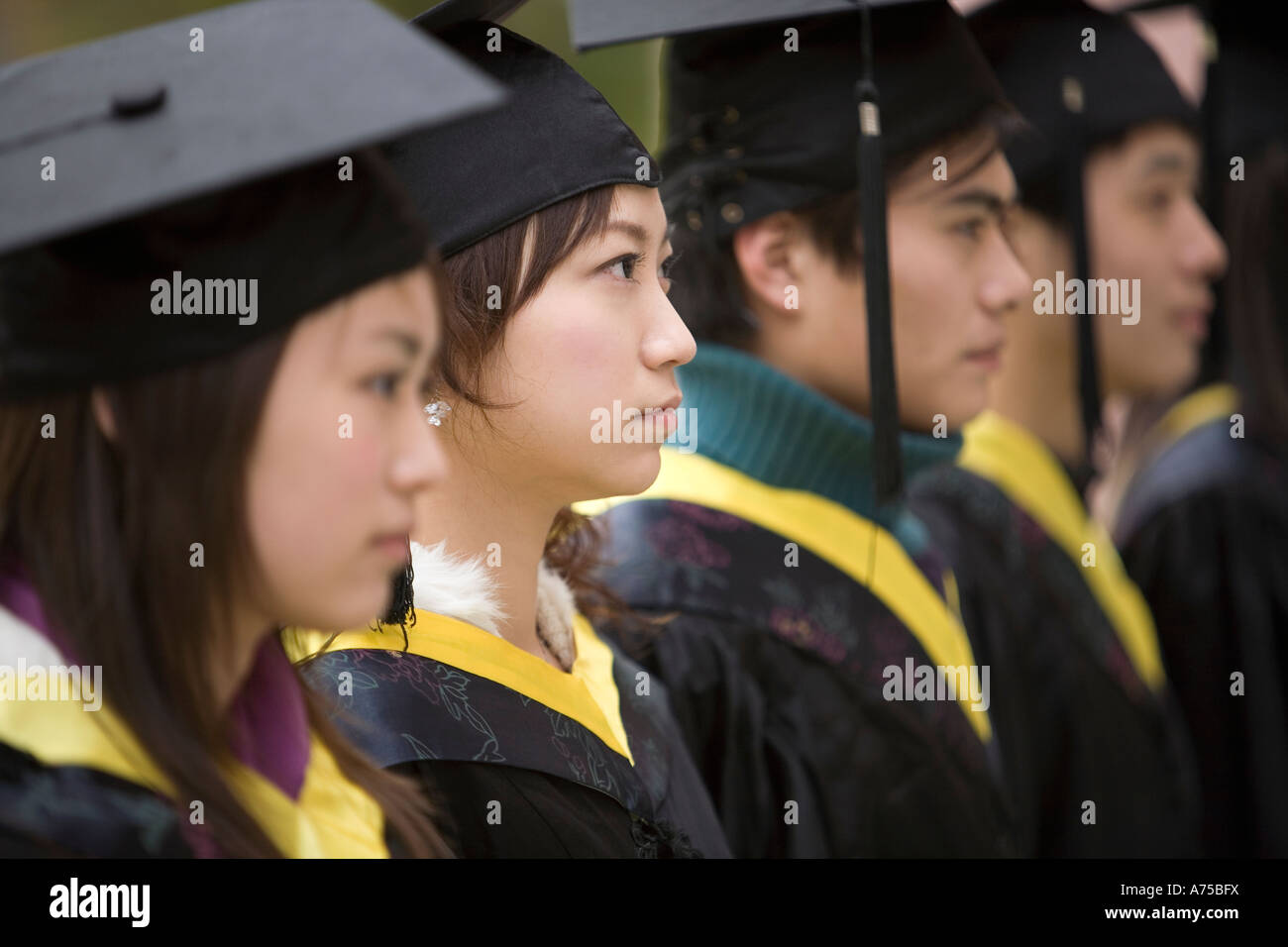 Chinese girl in graduation gown hi-res stock photography and images - Alamy