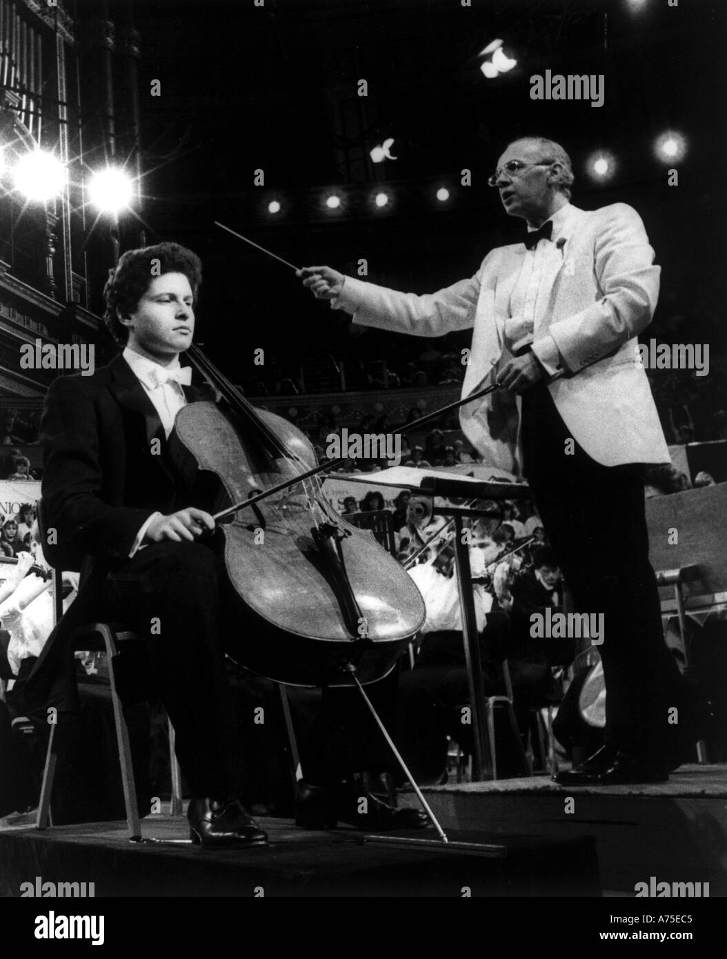 School prom uk hi-res stock photography and images - Alamy