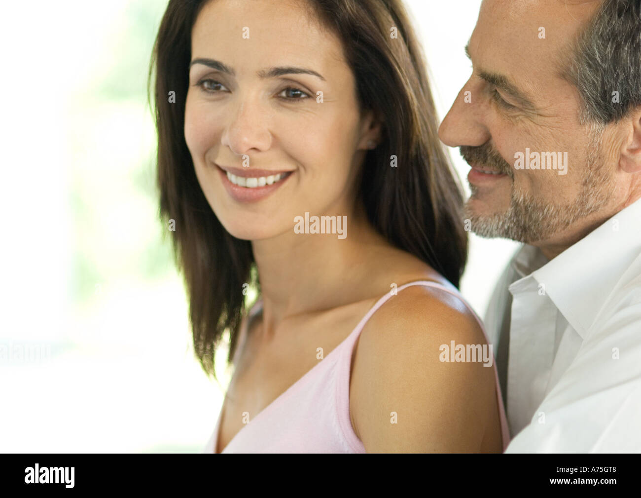 Couple in love age difference hi-res stock photography and images - Alamy