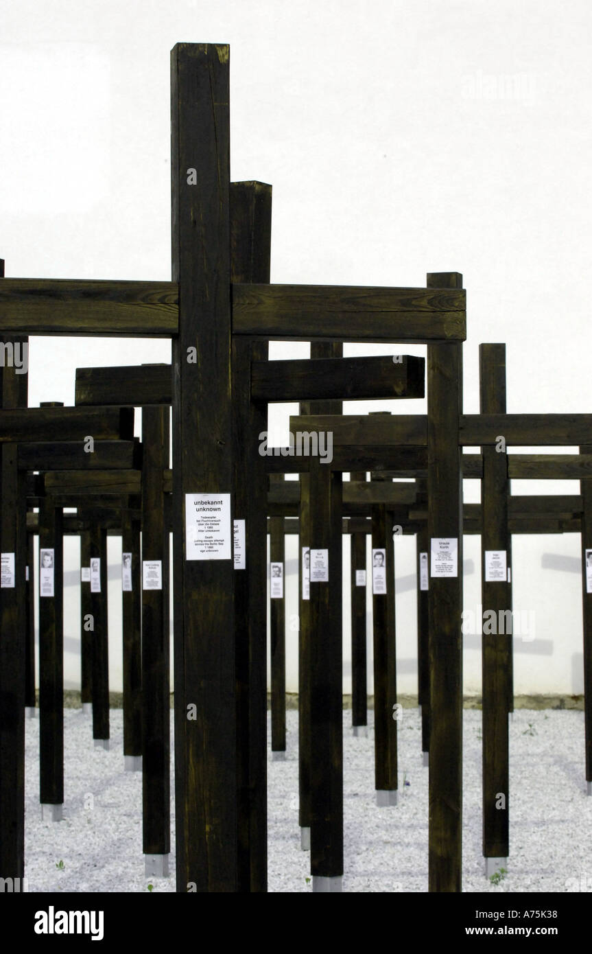 checkpoint charlie Stock Photo - Alamy