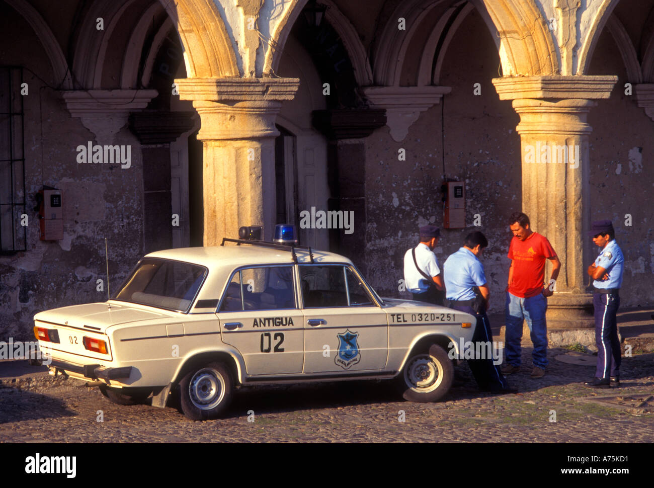 Police force central america hi-res stock photography and images - Alamy