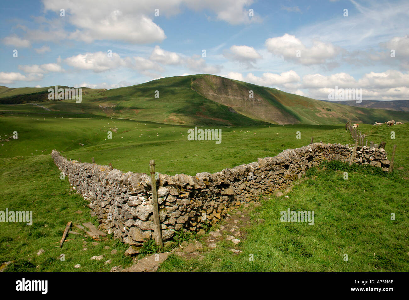 Mam Tor Castleton Derbyshire England Stock Photo - Alamy