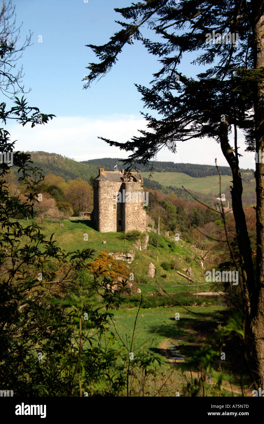 Neidpath castle hi-res stock photography and images - Alamy