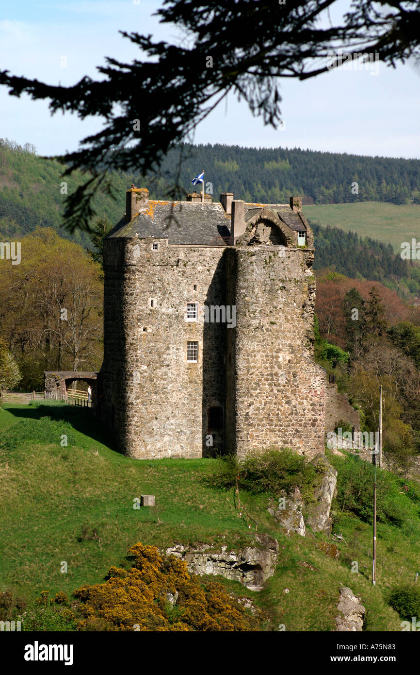 Neidpath castle hi-res stock photography and images - Alamy