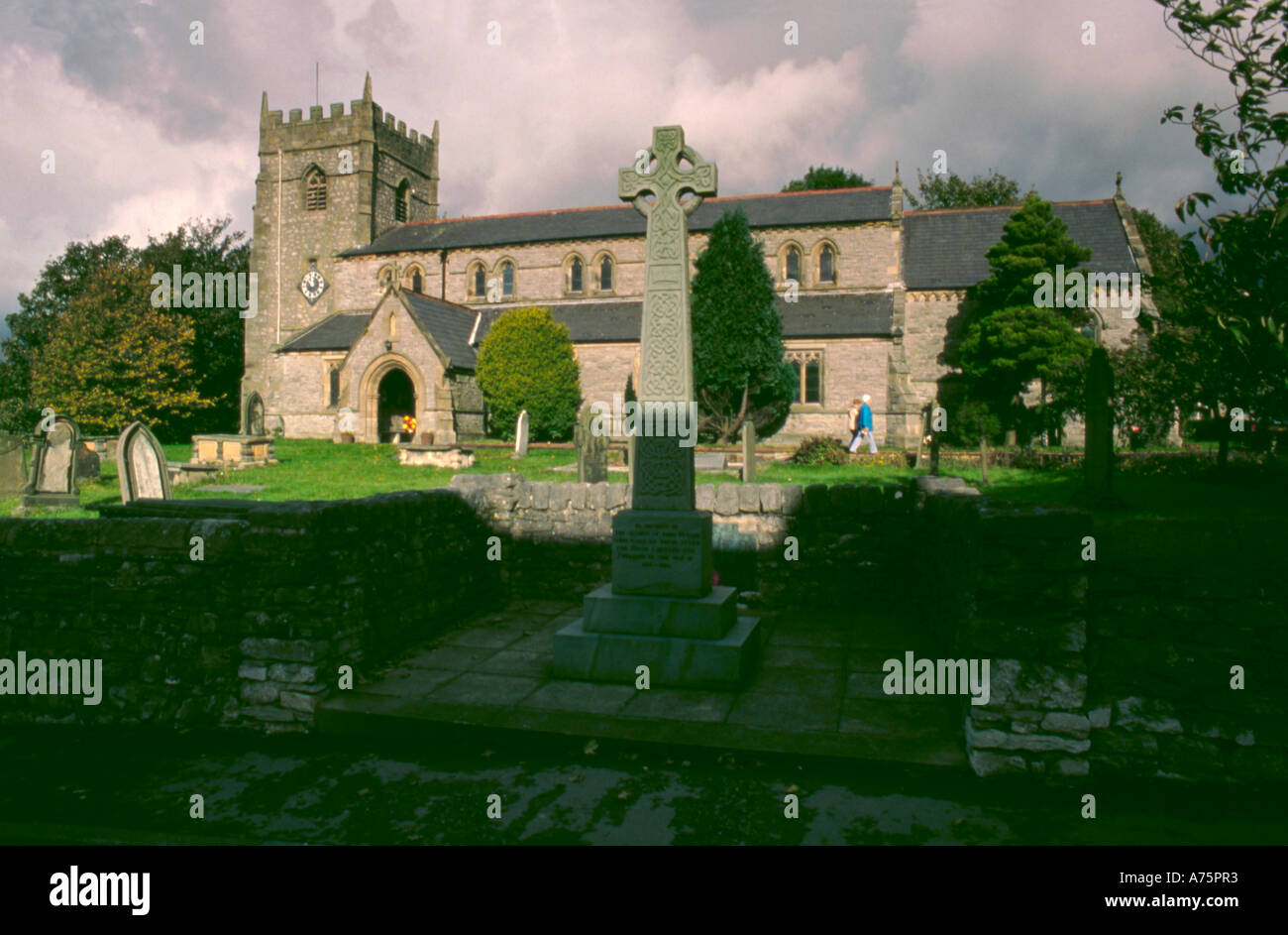 Ingleton village hi-res stock photography and images - Alamy