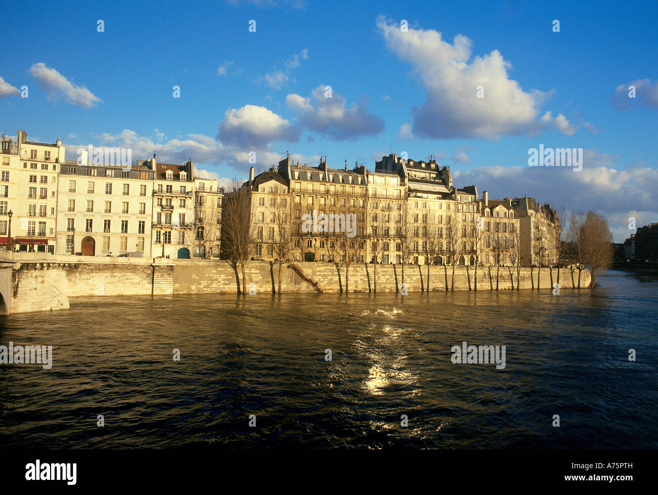 Ile saint Louis Paris France Stock Photo - Alamy