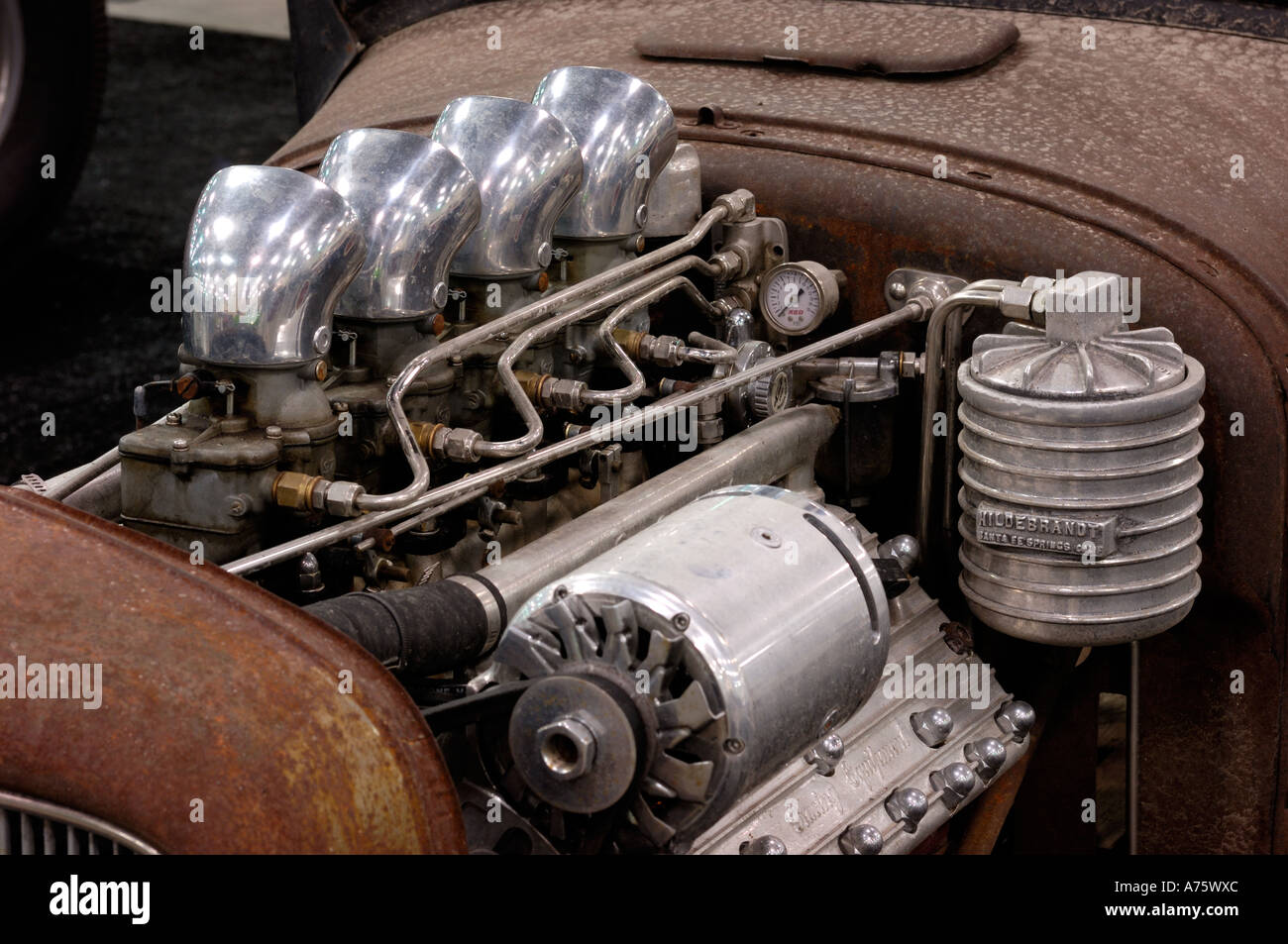 Engine detail of a traditional hot rod Stock Photo - Alamy