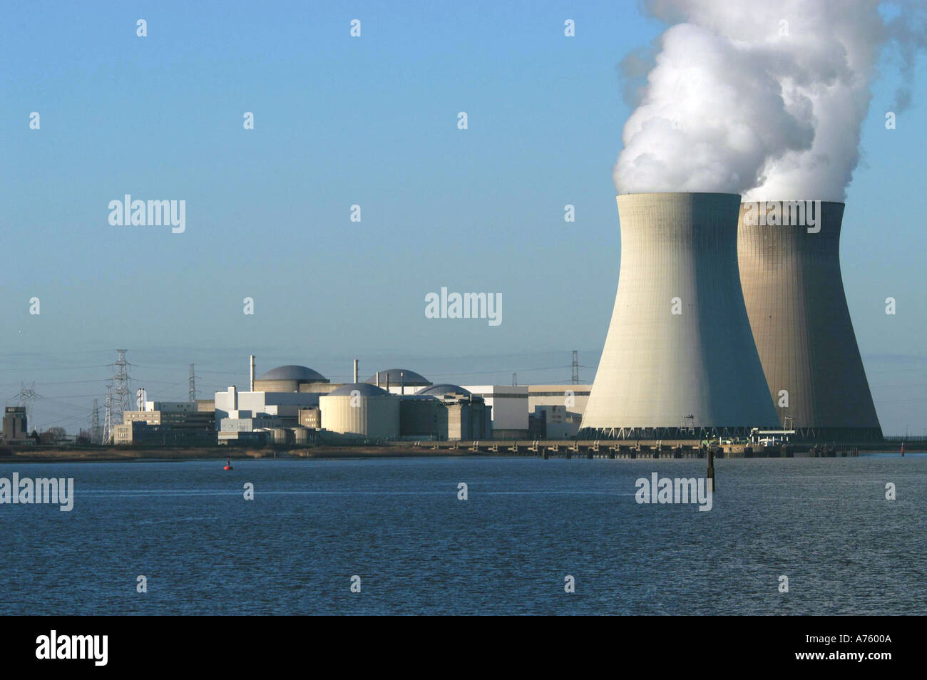 Industrial cooling towers power plant hi-res stock photography and ...