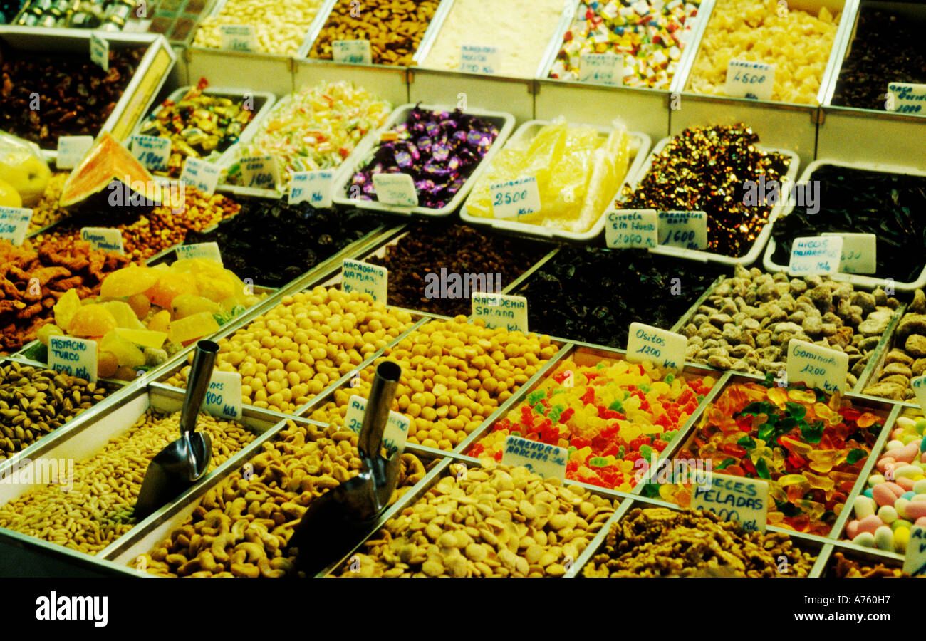 Dry fruit market hi-res stock photography and images - Alamy