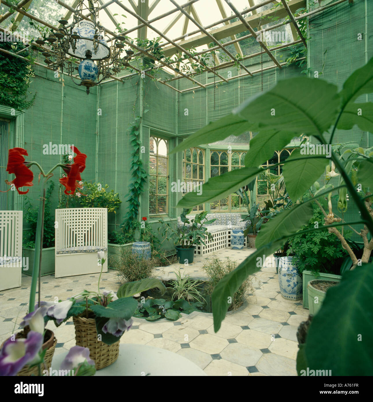 Interiors traditional living rooms floors hi-res stock photography and ...