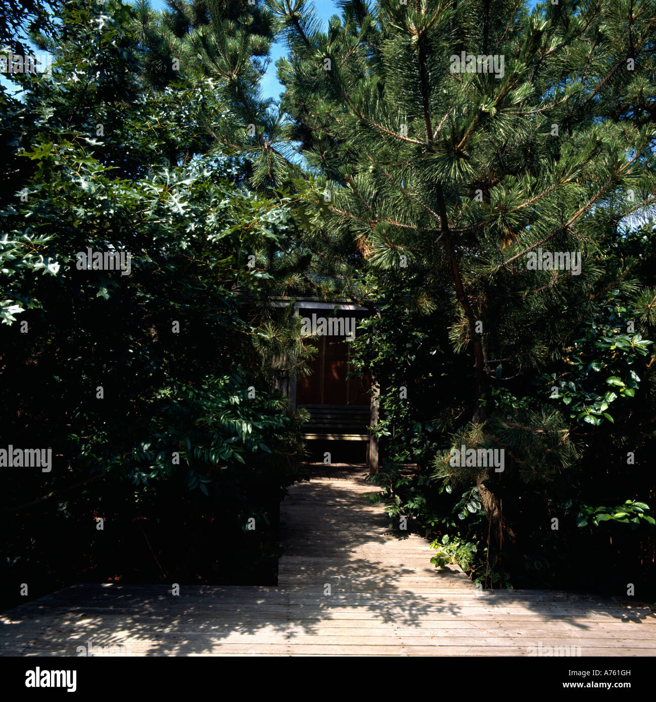 Large wooden gates hi-res stock photography and images - Alamy