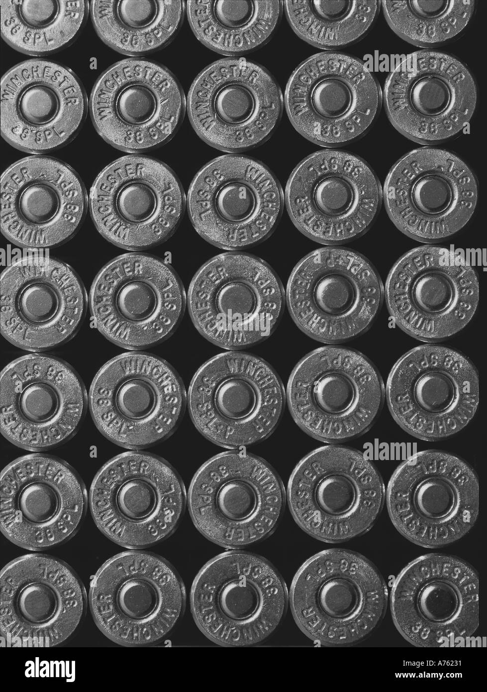 Bullets cartridge cases cartridges hi-res stock photography and images ...