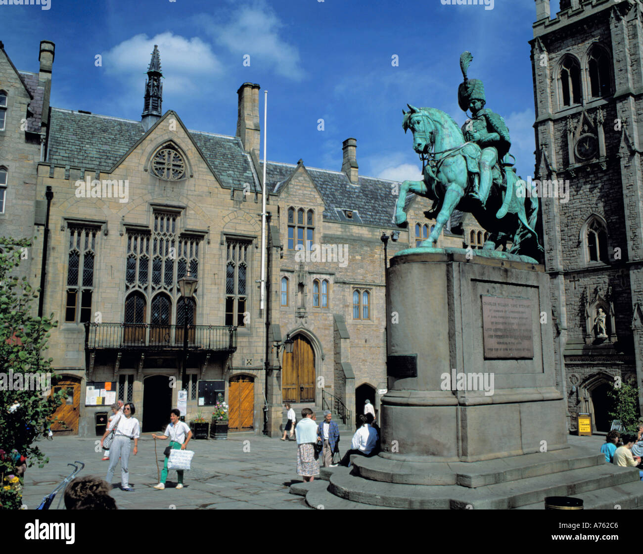 Durham town hall hi-res stock photography and images - Alamy