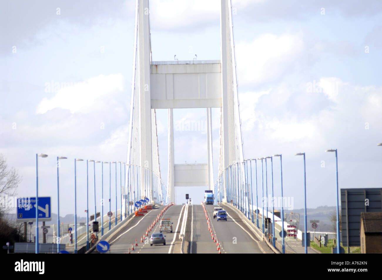 M4 motorway crossing hi-res stock photography and images - Alamy
