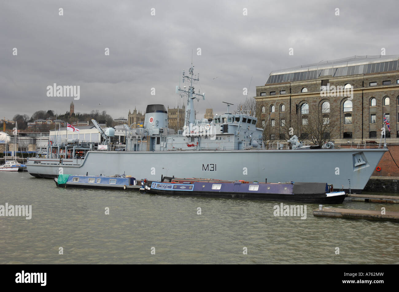 Hms bristol royal navy ship hi-res stock photography and images - Alamy