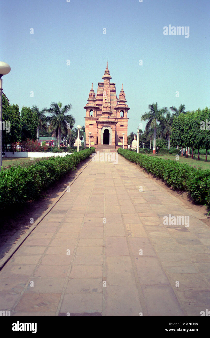 Buddha sermon deer park hi-res stock photography and images - Alamy