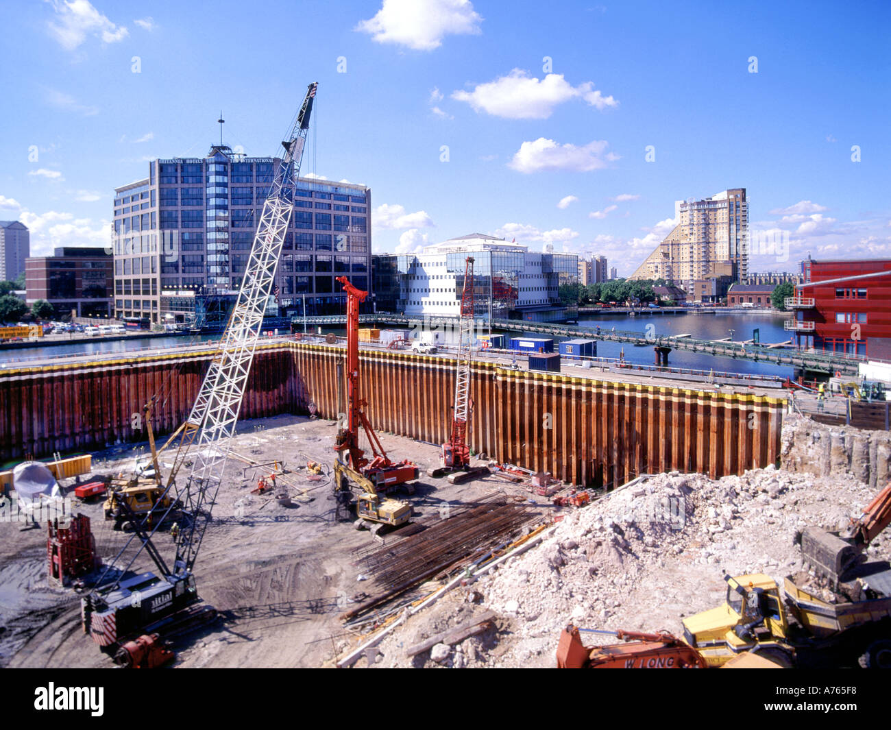Cofferdam hi-res stock photography and images - Alamy